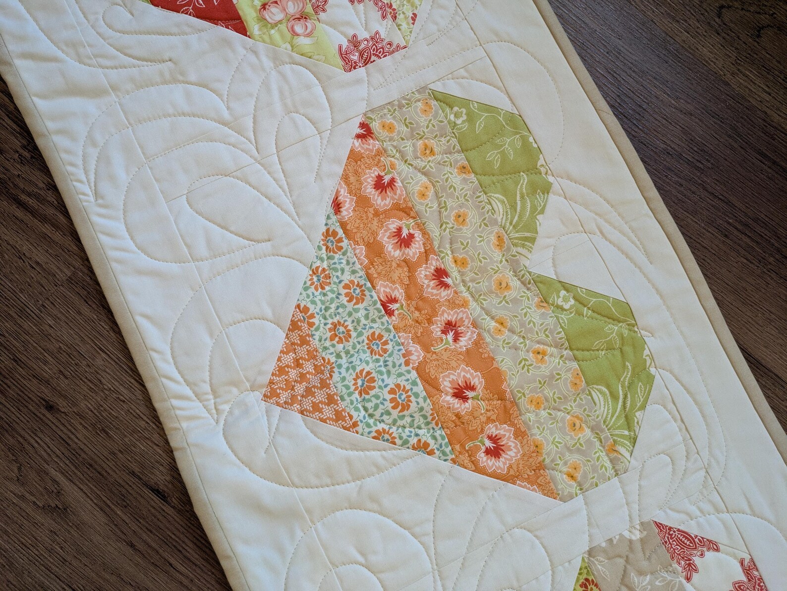 Take Heart Table Runner, Fig Tree Somerset - Etsy