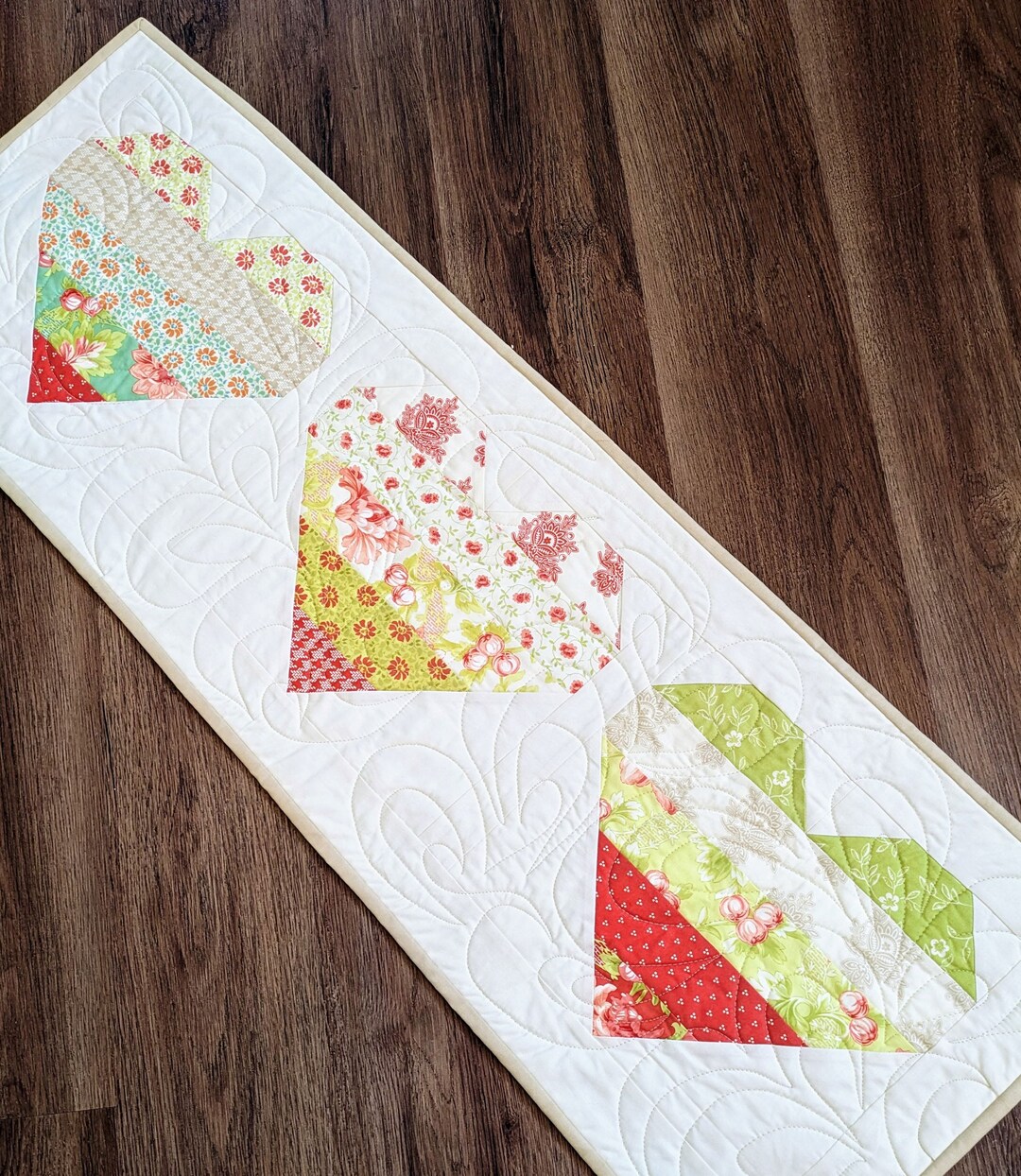 Take Heart Table Runner Fig Tree Somerset - Etsy