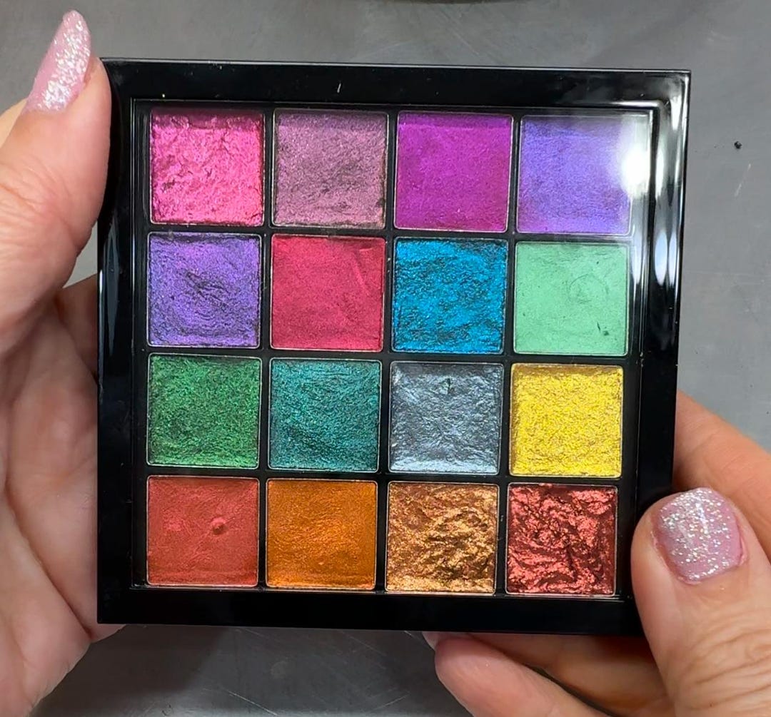 New - Metallic Paints – 16 Stunning Metallic Shades for Your Creative ...