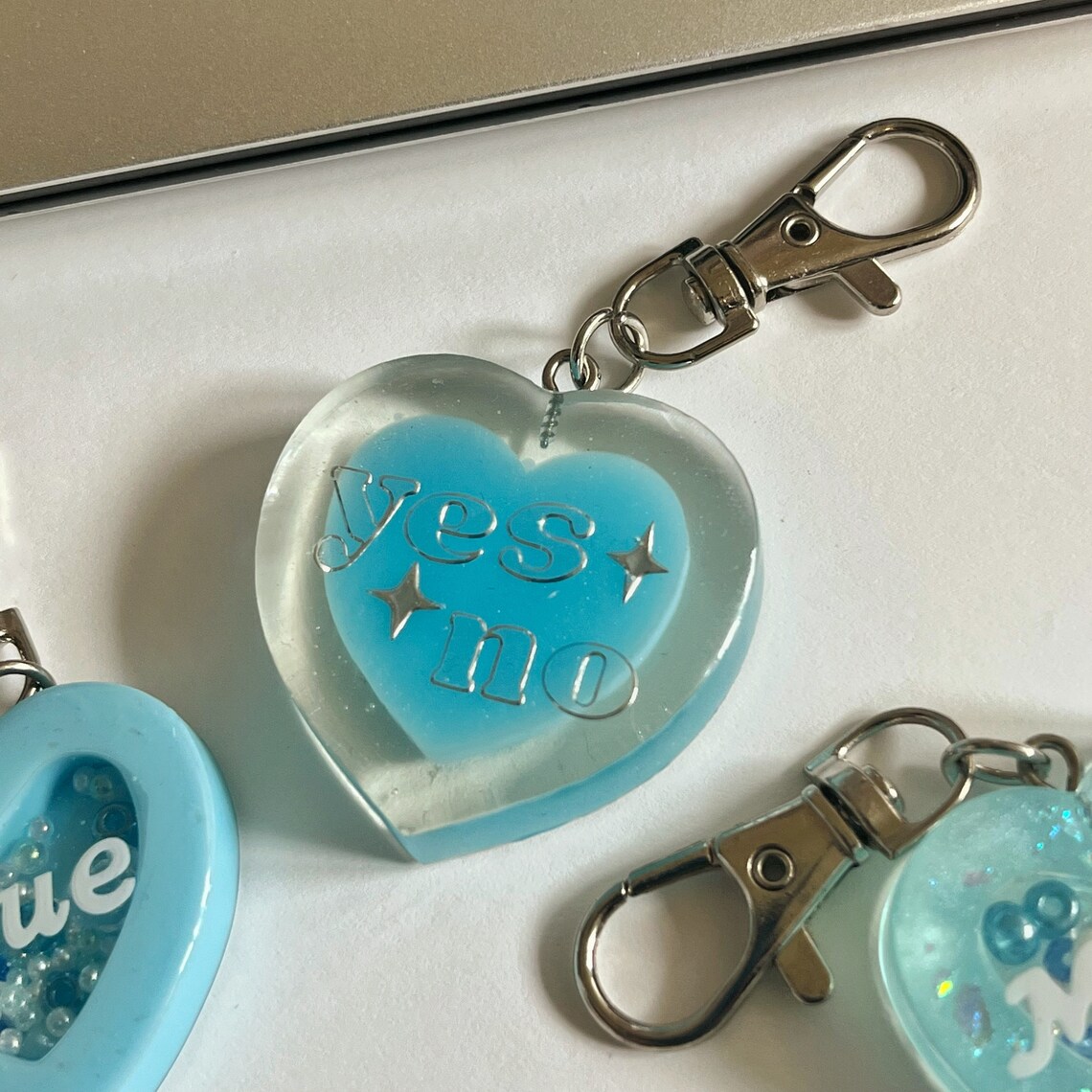 Baby Blue Theme Resin Heart Shaped Shaker | Cute Light Blue Resin ...