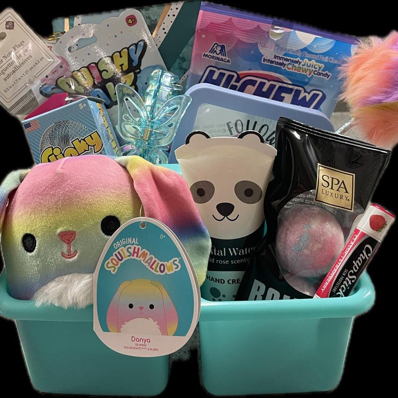 Preppy Gift Basket - 60+ Gift Ideas for 2025