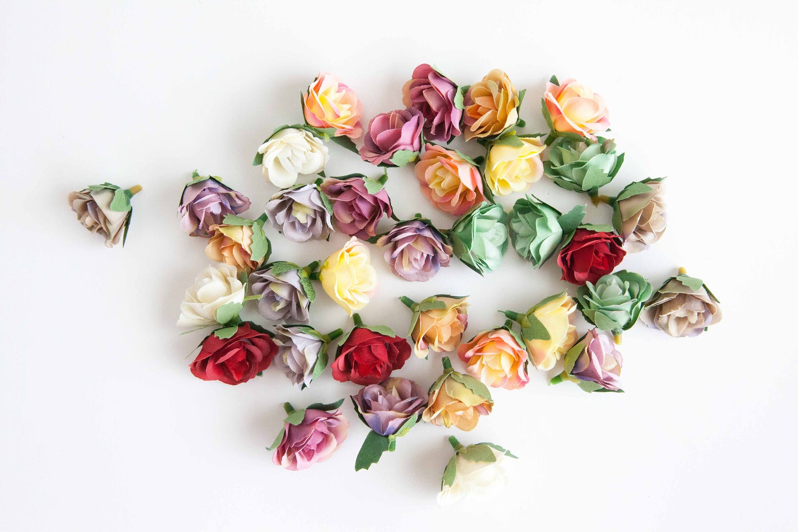 Over 30 Random Mix Mini Roses SMALL Artificial Roses Read | Etsy