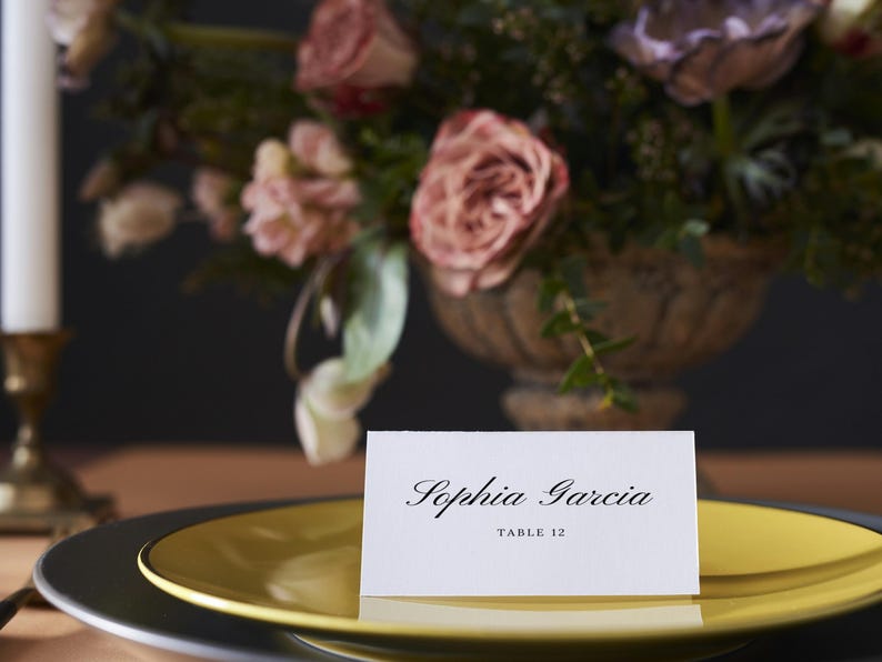 Minimal Modern Table Name Card Template, Printable Wedding Place Cards ...