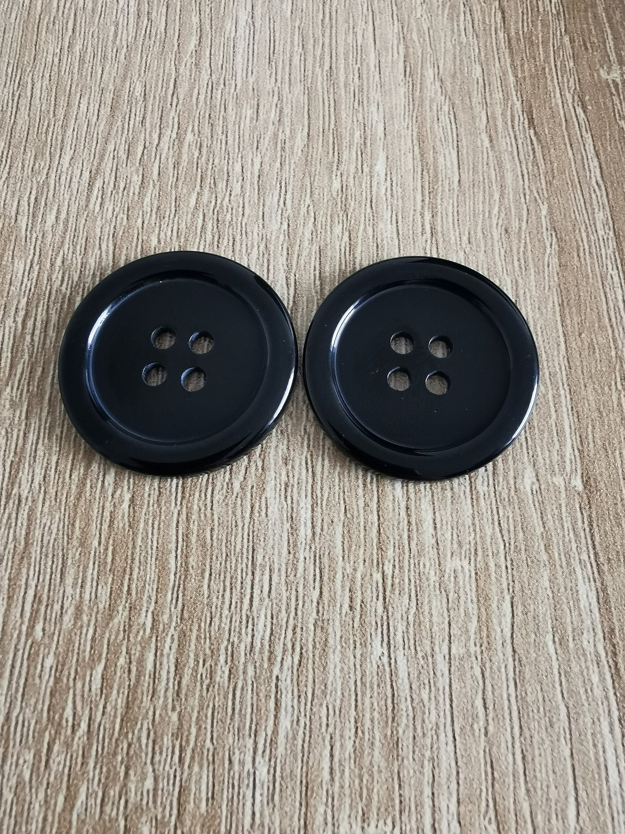 Black Buttons 9mm-30mm With 4-hole Thin Ridge Design - Versatile and ...