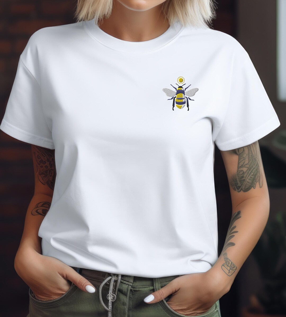 Embroidered Bumble Bee T-shirt: Insect Entomology Shirt - Etsy UK