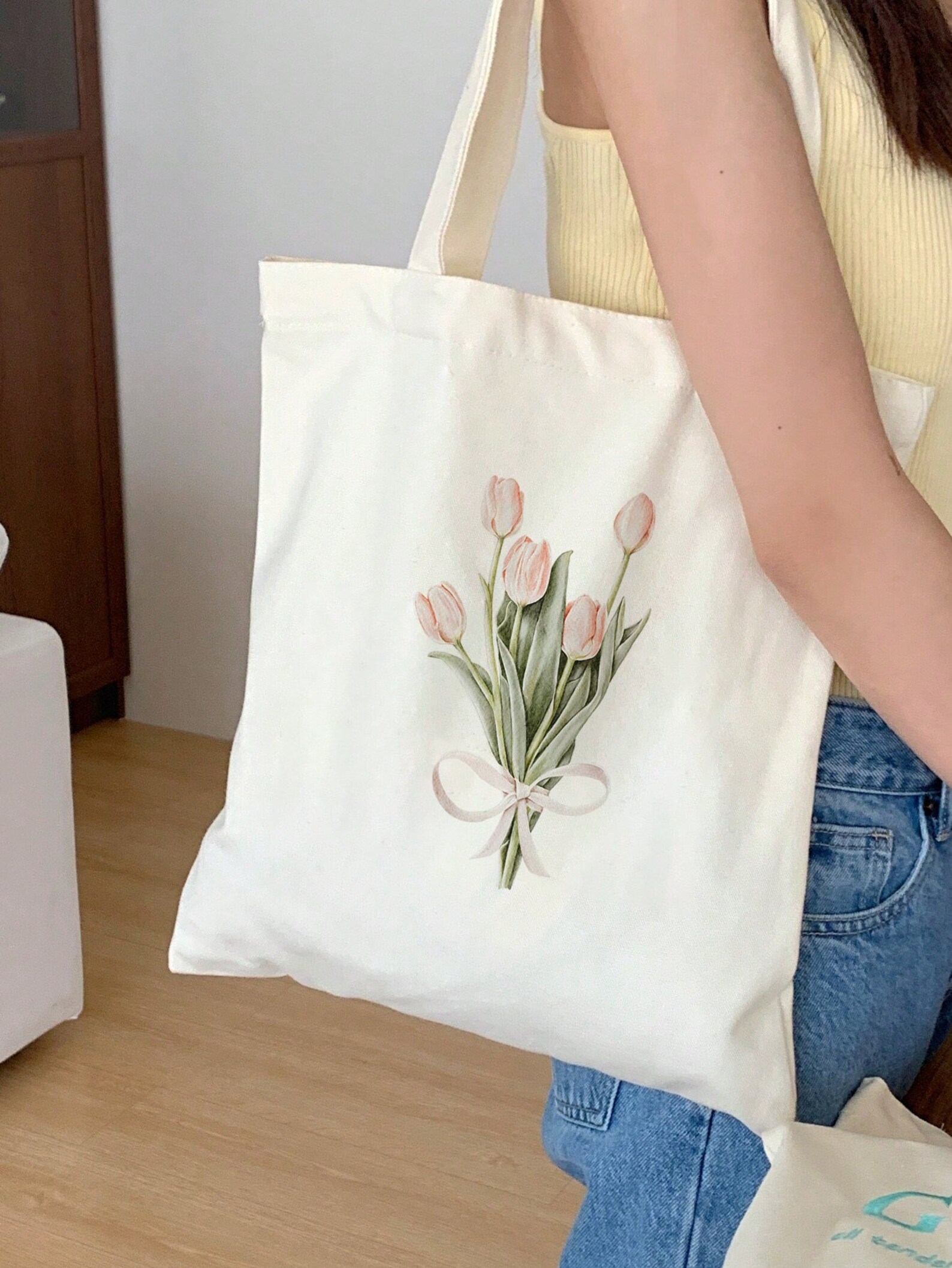 Tote Bag Floral Tulip Bouquet Totebags Bridesmaid Tote Bachelorette ...