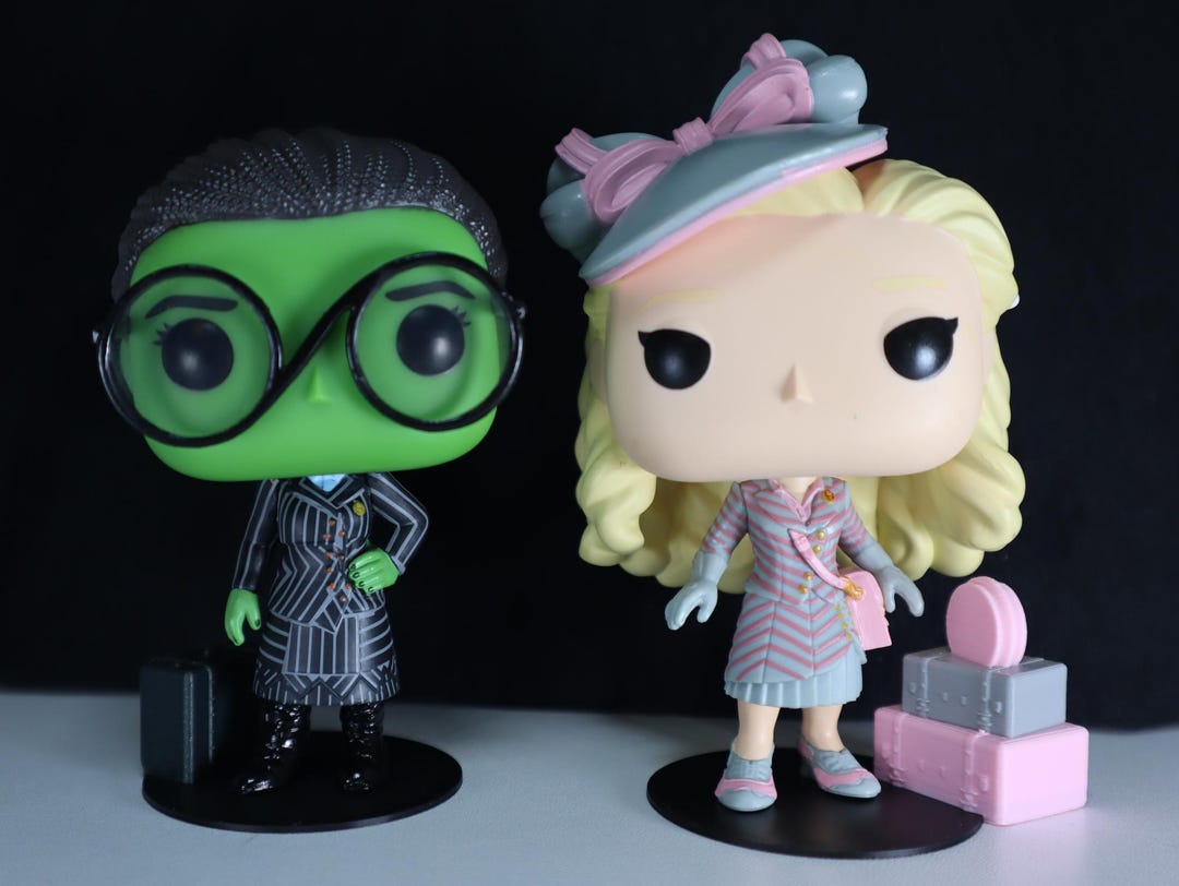 Glinda and Elphaba Shiz University Funko Pop Duo Display STANDS (stands ...