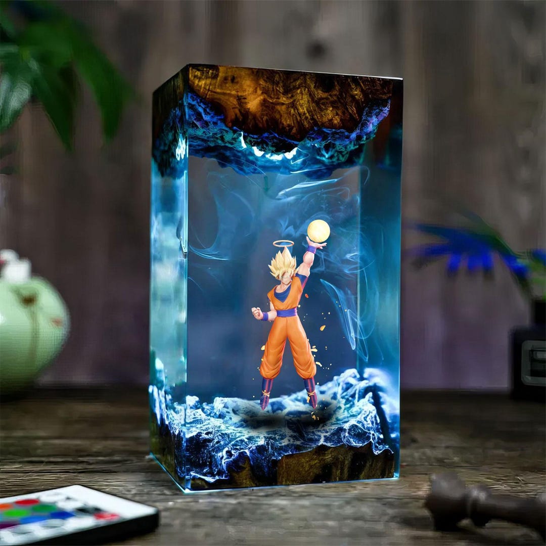 Anime Resin Lamp, Anime Gift, Custom Night Light, Anime Epoxy Lamp ...