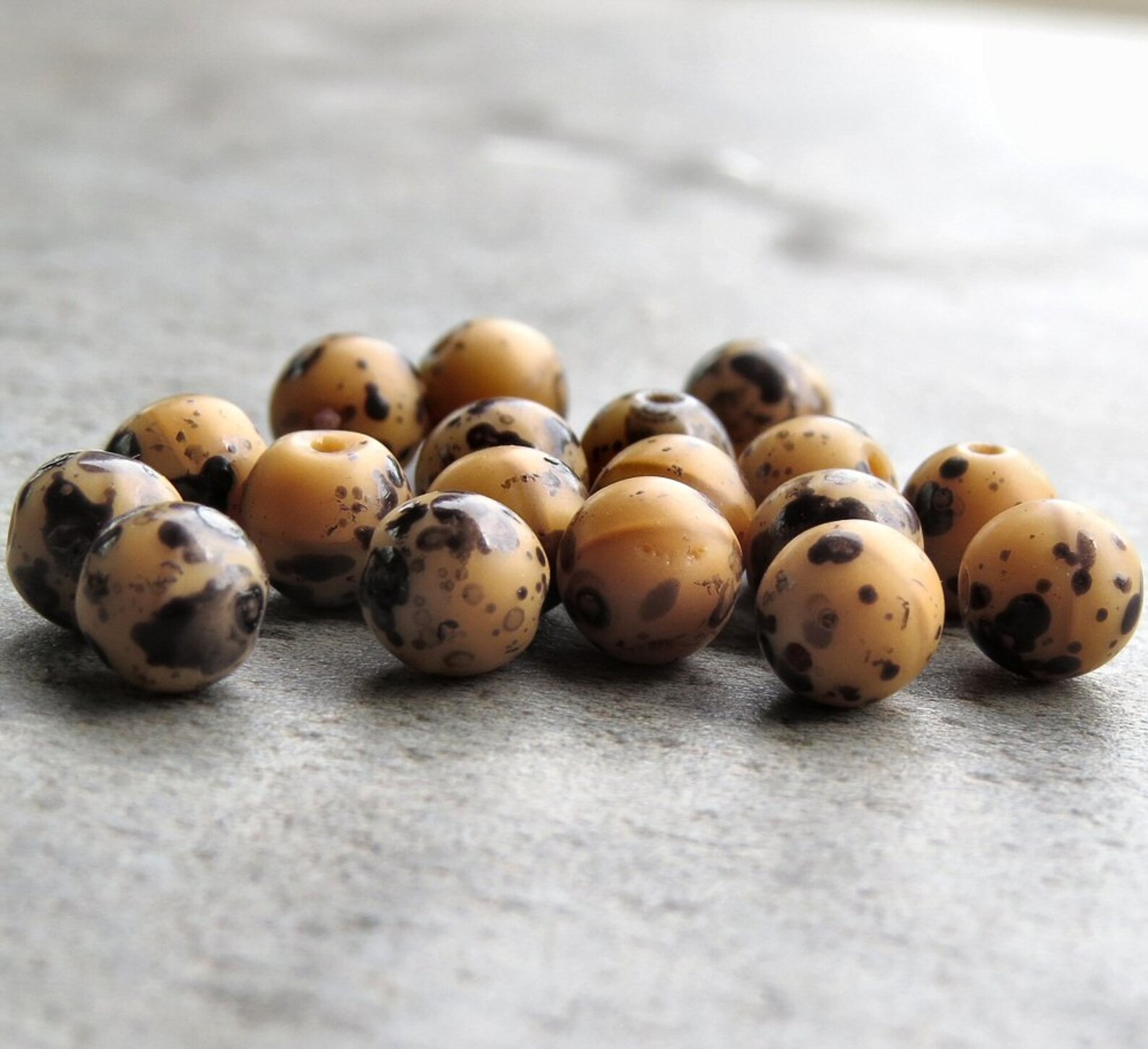 6mm Camel Birds Egg Czech Glass Round Druk Bead : 25 Pc Strand Czech ...