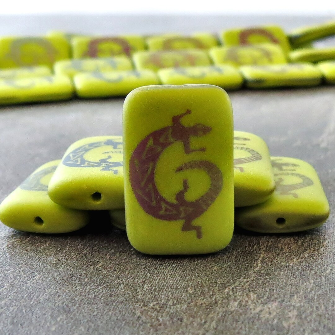 NEW Chartreuse Laser Etched Lizard Czech Glass Matte Rainbow Rectangle ...