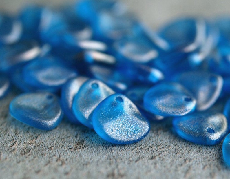 Halo Azurite Rose Petal Czech Glass Bead 8mm Mini : 50 Pc - Etsy