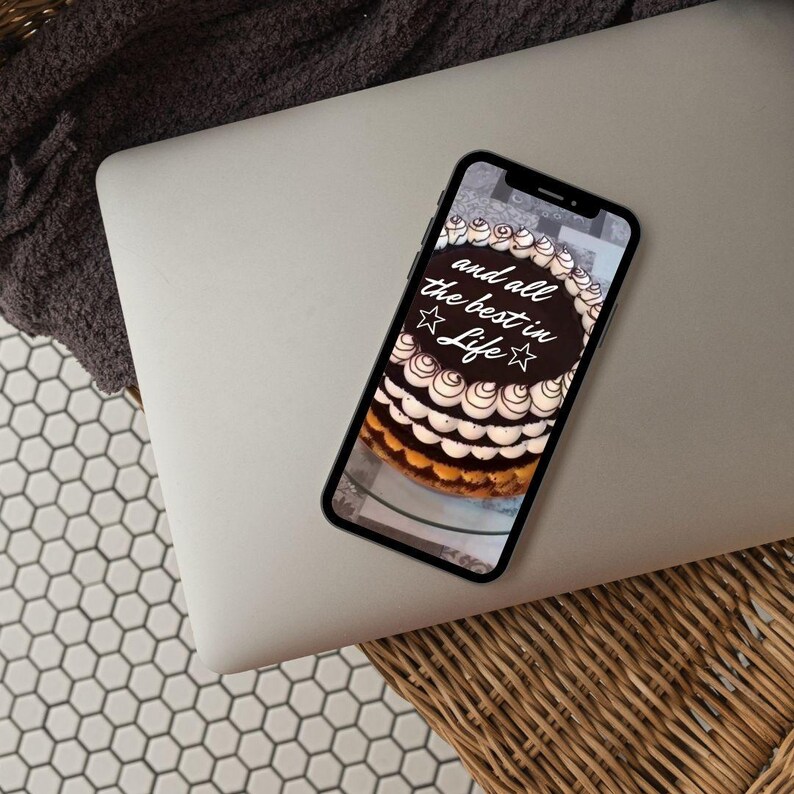 Happy Birthday Cake Animated Greeting E-card for Mobile Phone. Cake ...