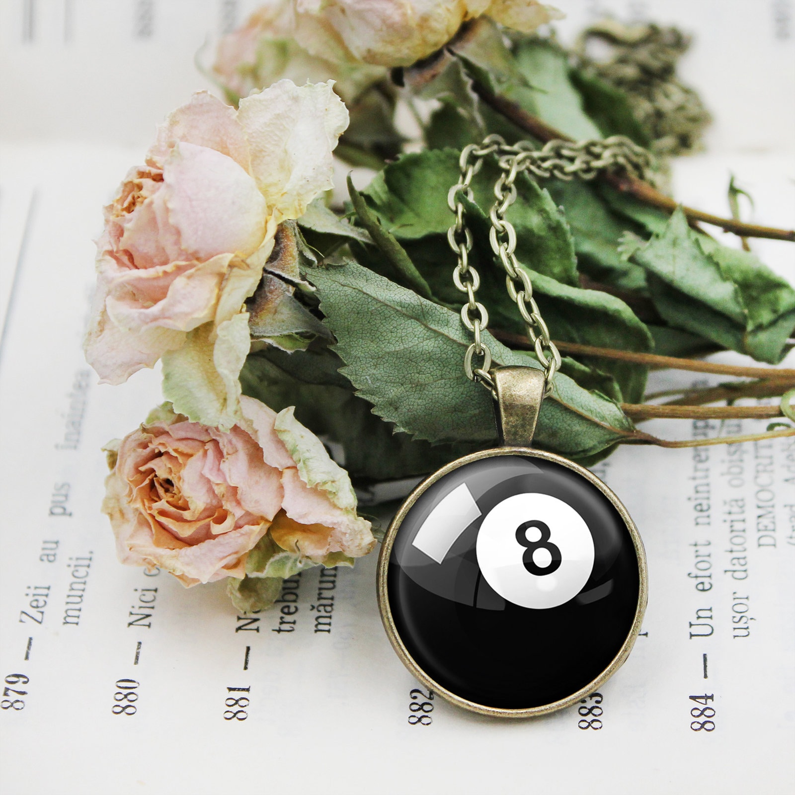 8 Ball Keychain, 8 Ball Lucky Photo Keyring, Pool Ball Keychain, Eight ...