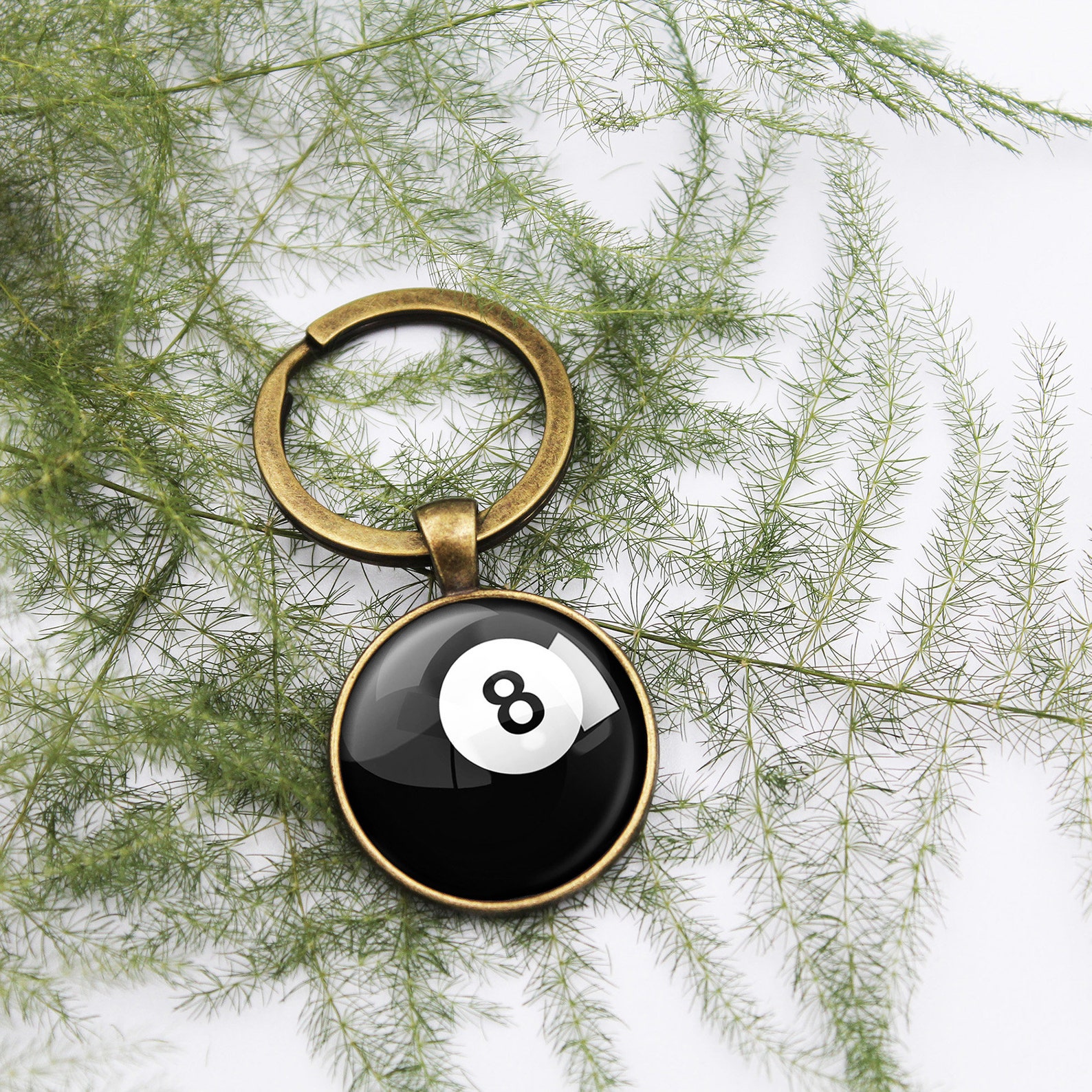 8 Ball Keychain, 8 Ball Lucky Photo Keyring, Pool Ball Keychain, Eight ...