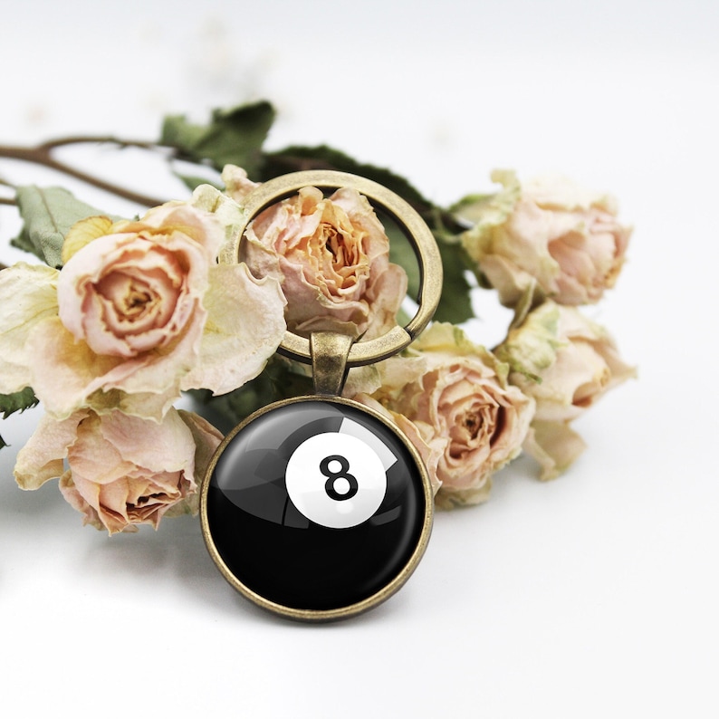 8 Ball Keychain, 8 Ball Lucky Photo Keyring, Pool Ball Keychain, Eight 8 Ball Billiards Sport ...