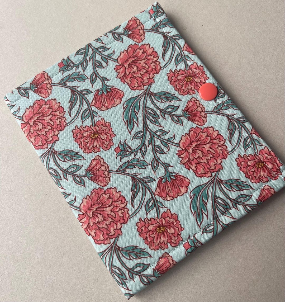Thread Bed Featuring Dinah's Delight by Moda. Ideal for Cross Stitch ...