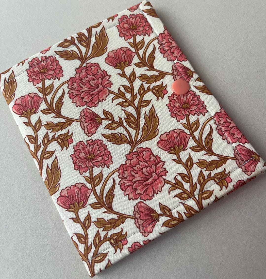 Thread Bed Featuring Dinah's Delight by Moda. Ideal for Cross Stitch ...