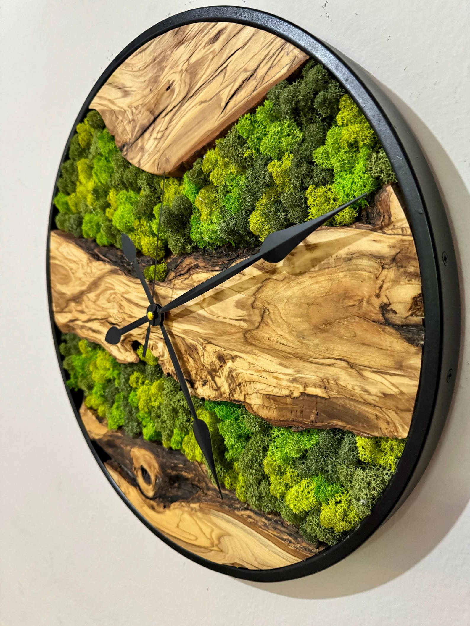 Moss Wall Clock Handmade Wall Clock Custom Moss Olive Wood Clock,metal ...