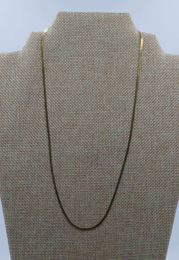14K Gold Herringbone Necklace. 20 inches. - Gem
