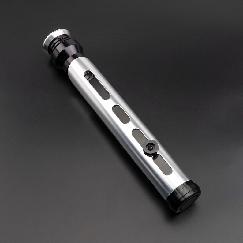 Qui-gon Jinn Lightsaber, Neopixel Blade With Proffie Smooth Swing ...