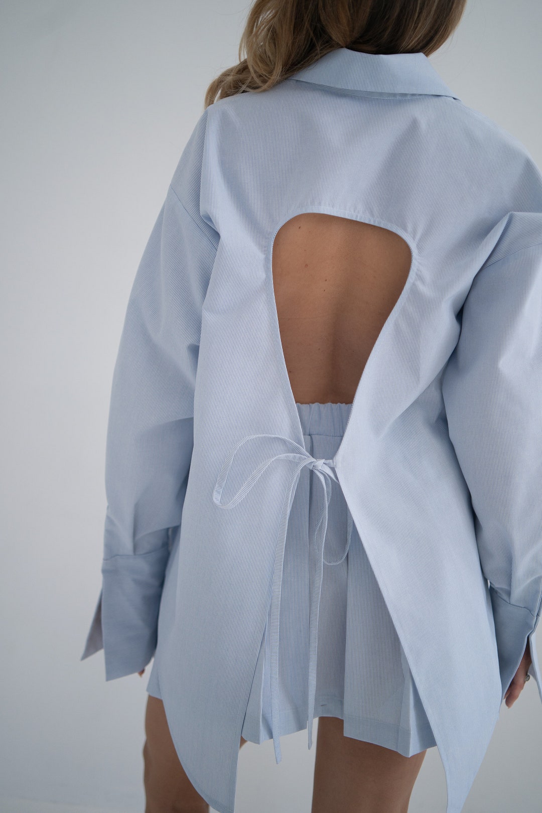Lounge Shirt With an Open Back, Oversize Poplin Long Sleeve Summer ...