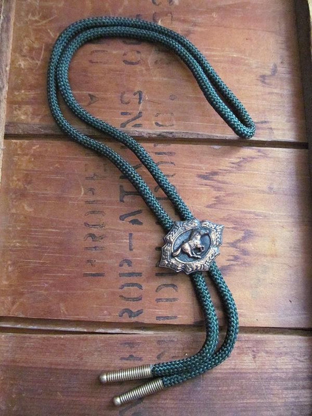 Vintage Metal Running Mustang Bolo Tie - Shoestring Necktie - 32" Green ...