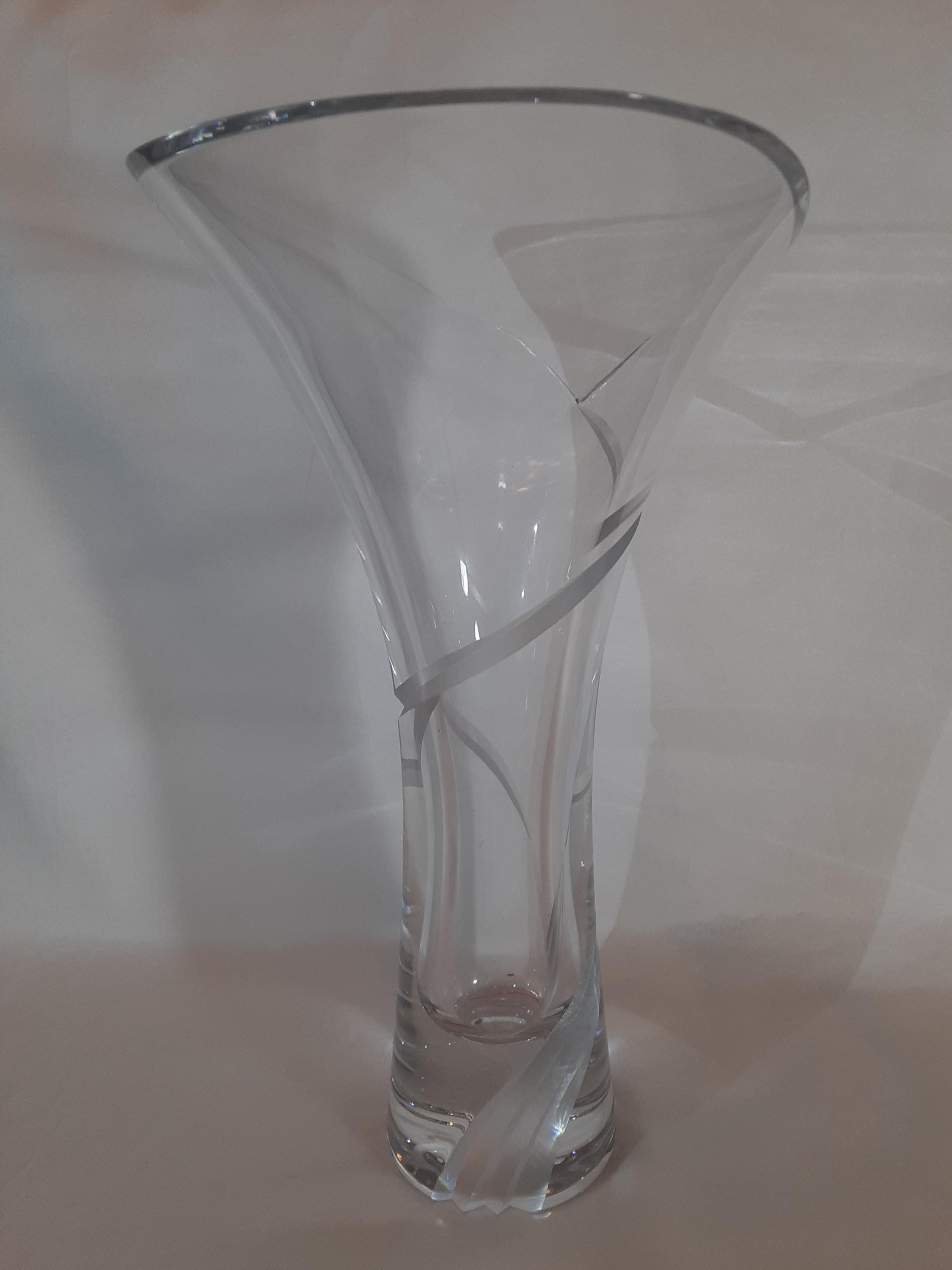 Tall Mikasa Full Lead Crystal Heavy Fluted Swirl Pattern Art Vase. 11 ...