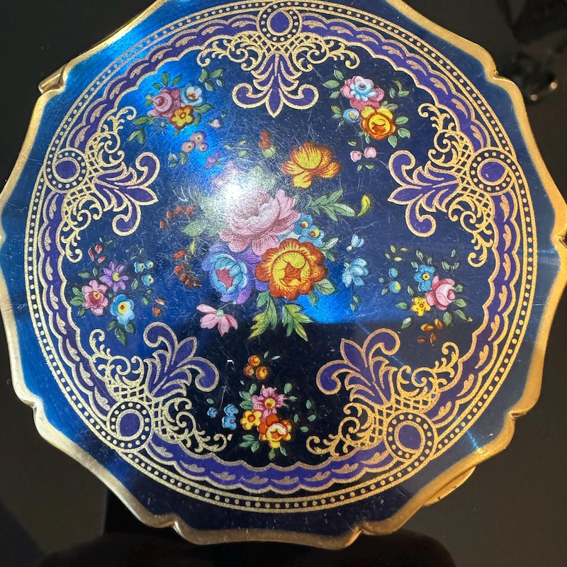 Stratton Compact - Etsy UK