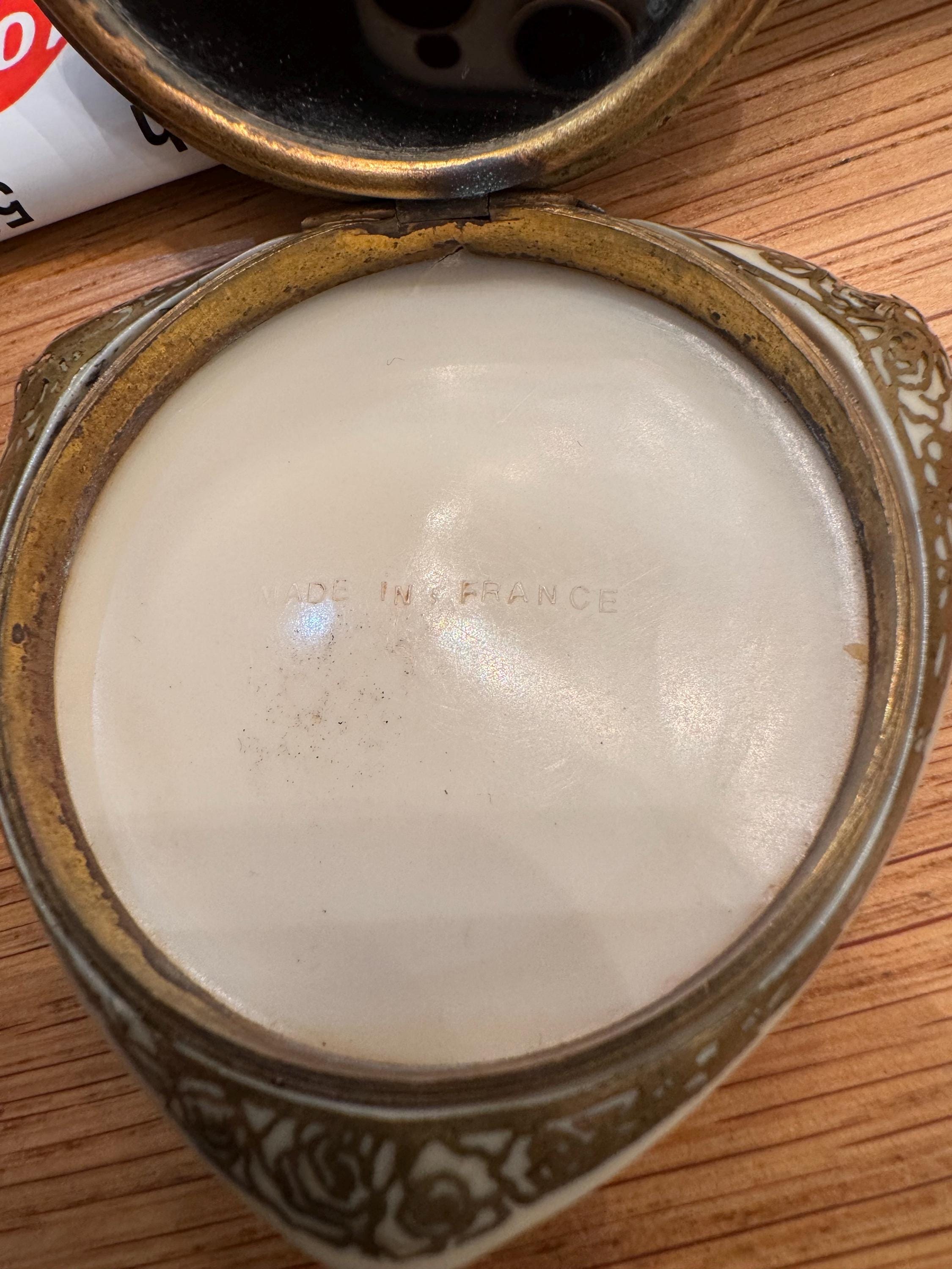 The Prettiest Celluloid Powder Compact With Brass Inlay Circa 1920 ...