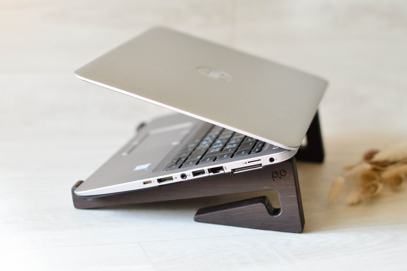 Wood Laptop Stand, Holder Natural Oak, Handmade, MacBook Laptop Stand ...