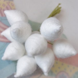 Vintage Spun Cotton / Rose Pod Centers / Stamen-peps / One Bundle / 12 ...