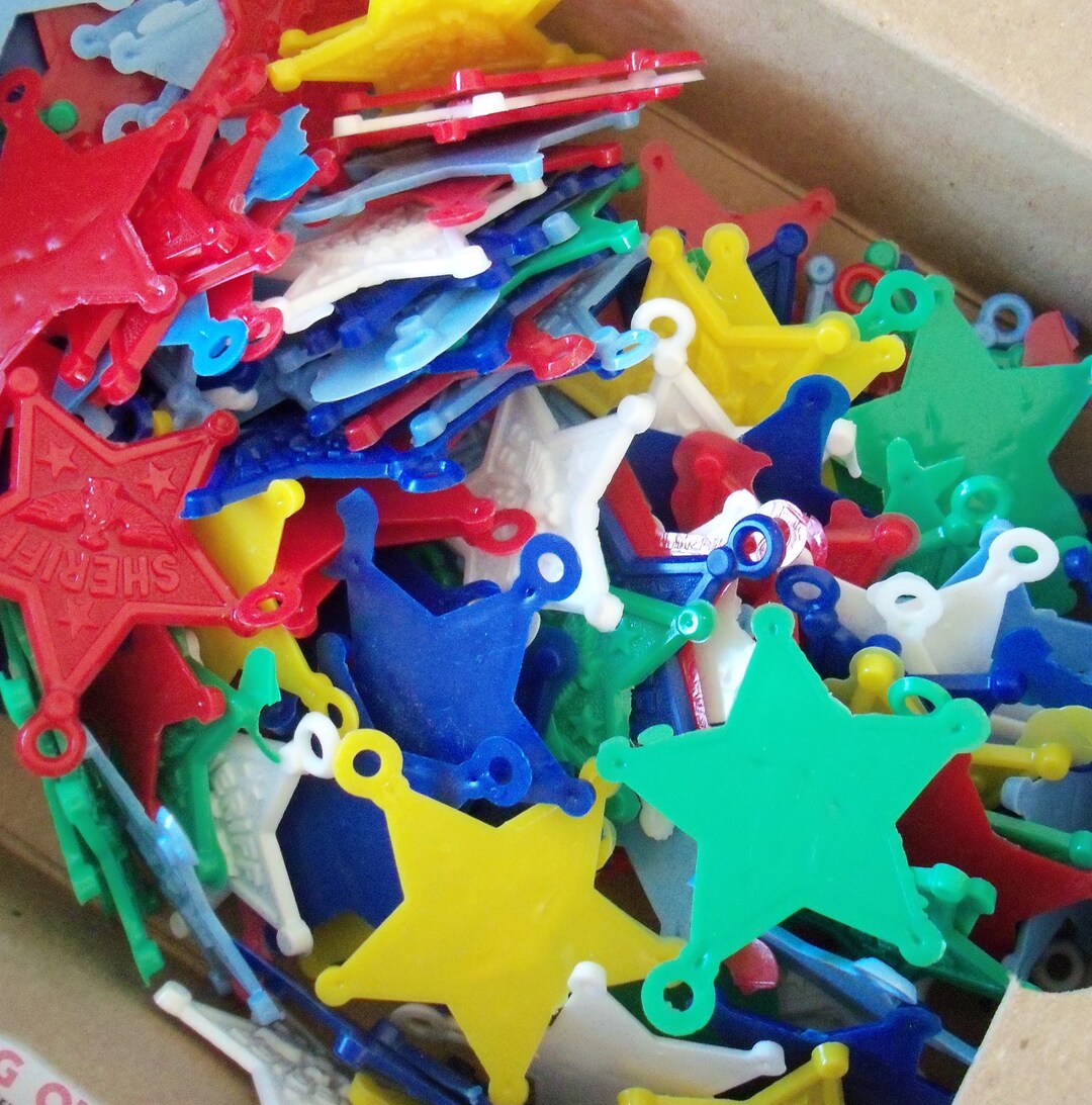 One Dozen / Vintage / Plastic Sheriff Badge Charms / Flat Backs ...