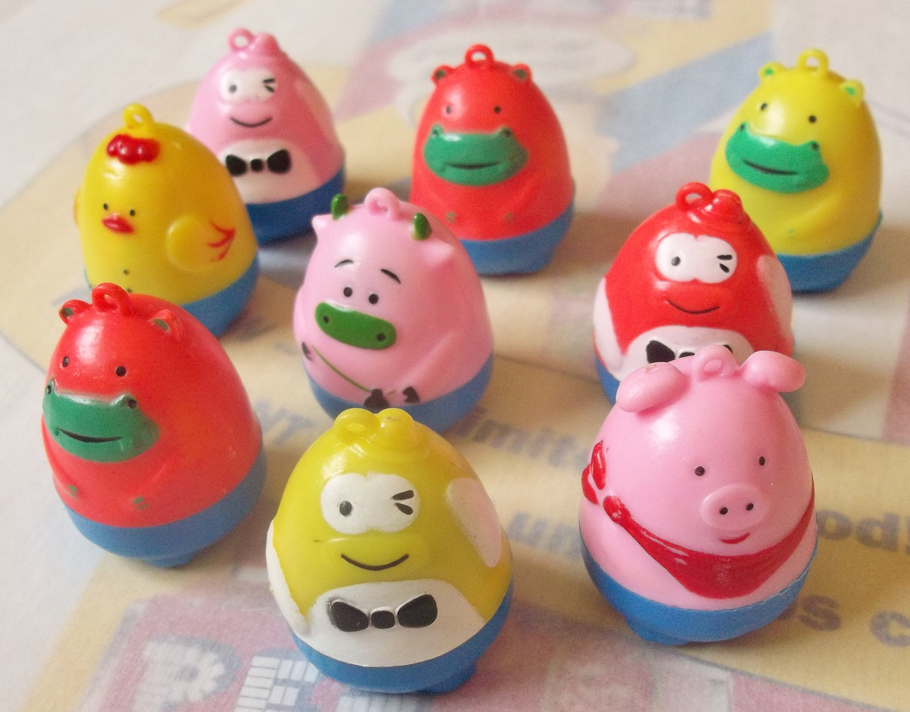 Six Items / Vintage Roly Poly Necklace / Toy Novelties / Surprise Balls ...