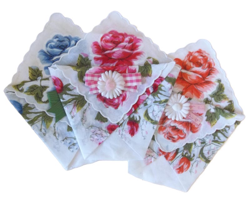 Three Items / Vintage Handkerchiefs Pockets / With Embellishments - Etsy