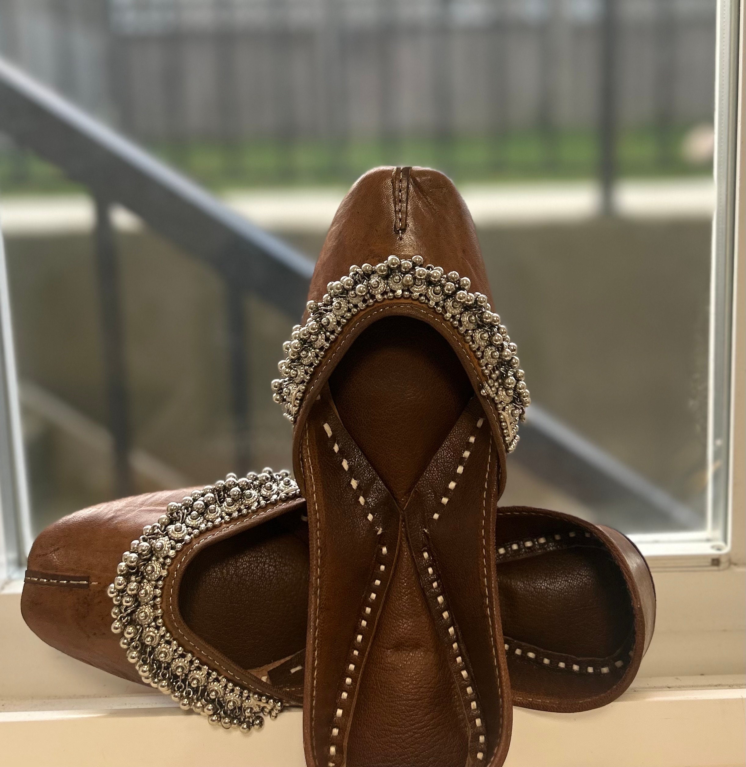 Punjabi Jutti Indian Embellishment Ghungroo Ethnic Sandal Khussa ...