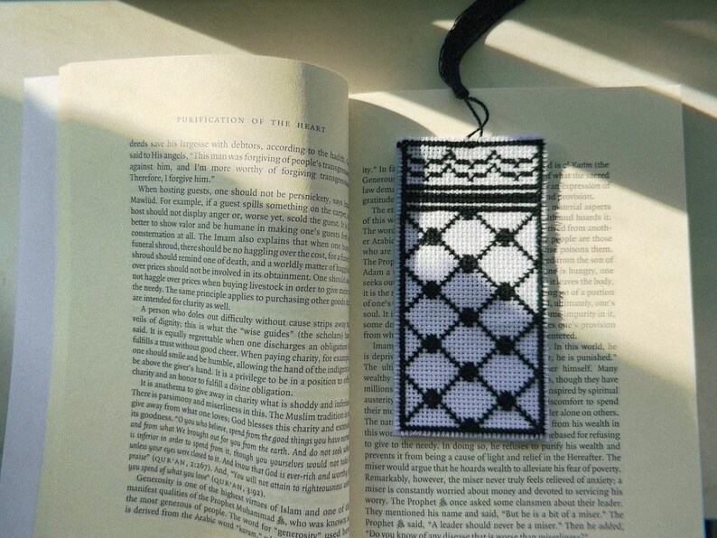 Palestine Keffiyeh Bookmark Handstitched - Etsy