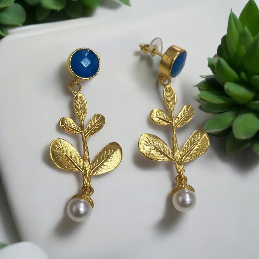 Leaf Model and Mallorca Pearl and Blue Jade - Etsy