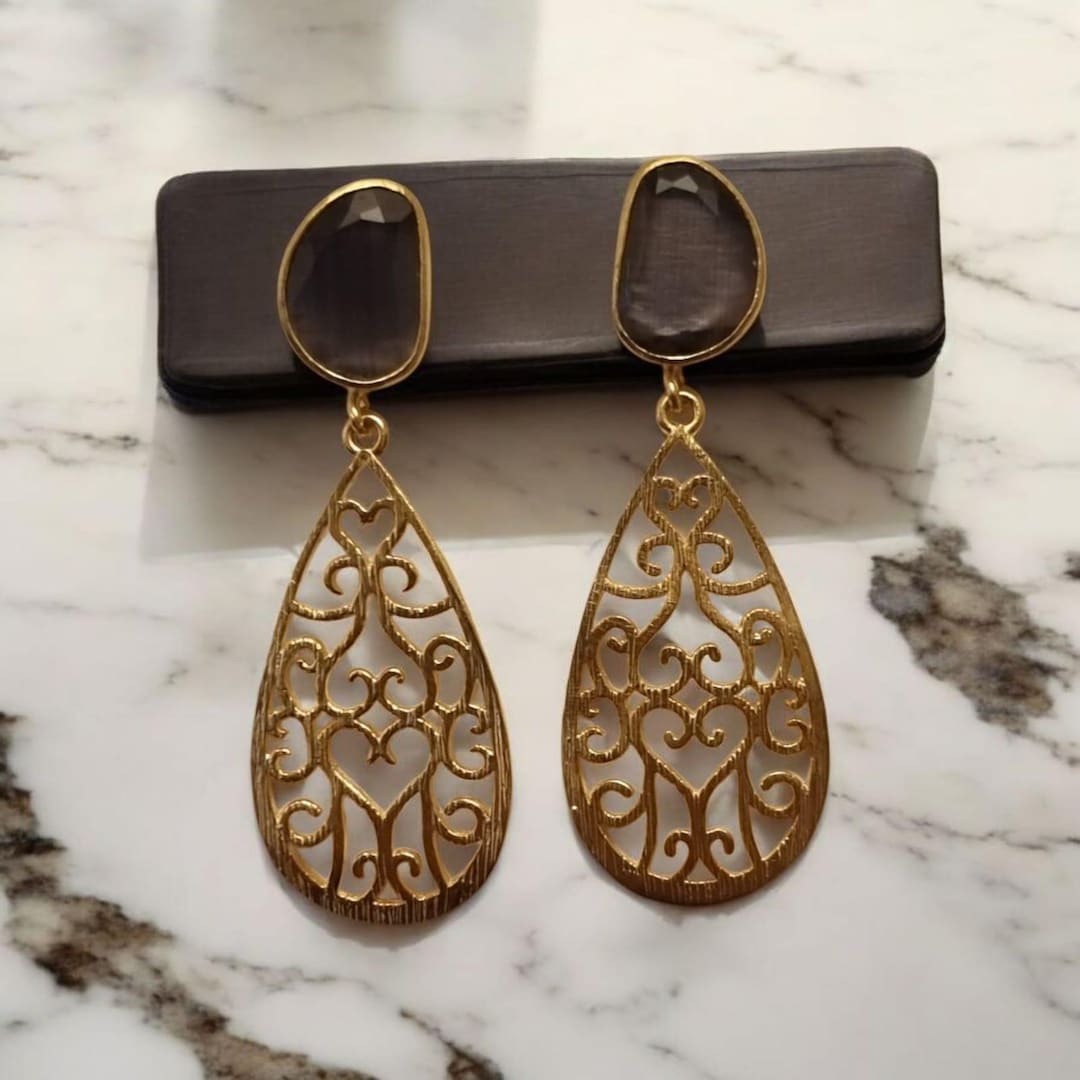 Biometric Model.vintage Earrings .cat Eye Earrings .turkish Earrings ...