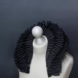 Black Elizabethan Lace Ruffle Collar - Historical Tudor Ruffle Collar ...