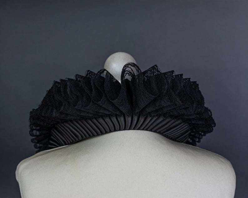Black Elizabethan Neck Lace Ruff - Historical Tudor Ruffled Collar ...