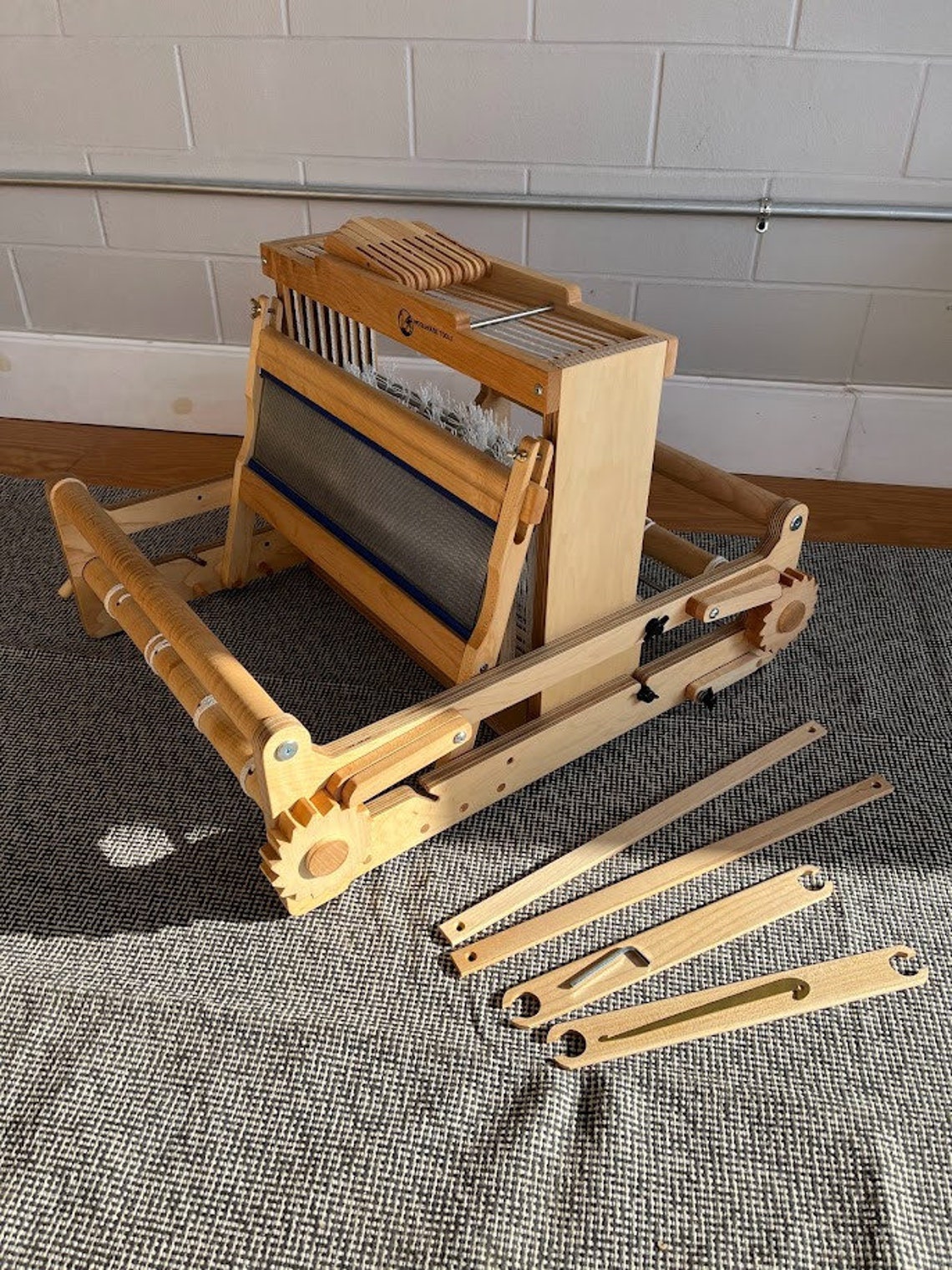 Woolhouse Tools 8-shaft Norah Table Loom 16 Weaving - Etsy