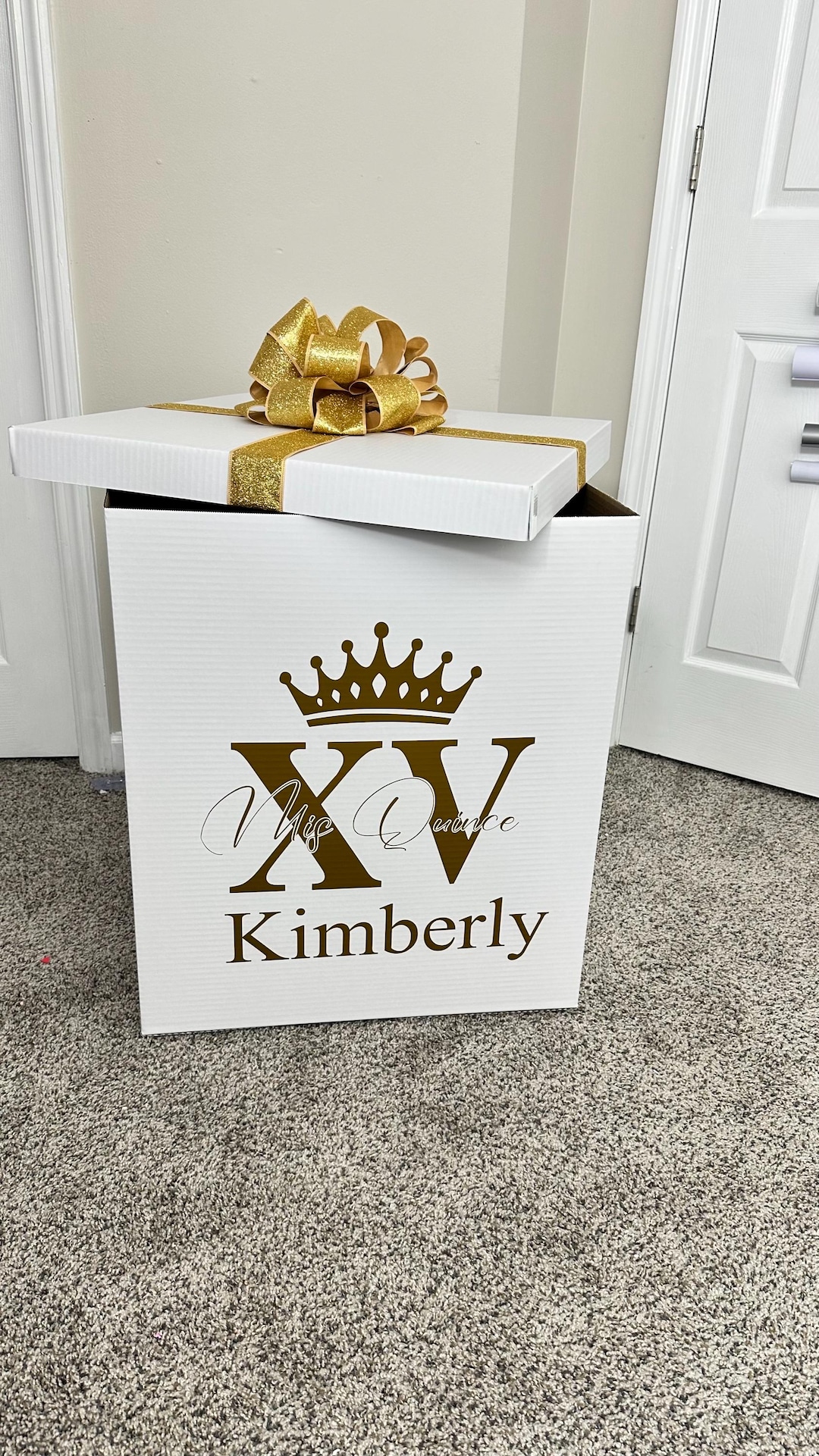 Elegant Giant Gift Box for Quinceañera | Personalized With Ribbon and ...