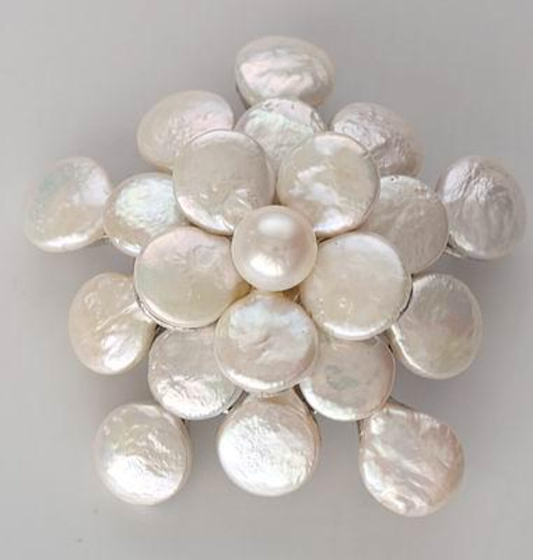 Siman Tu Pearl Brooch - Etsy