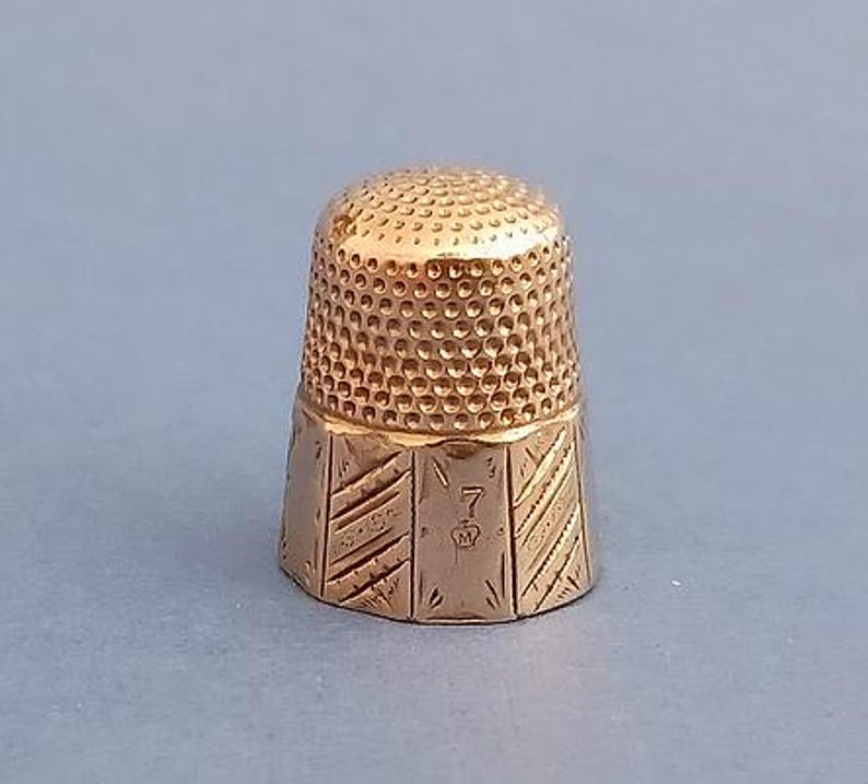 14 Karat Gold Thimble - Etsy