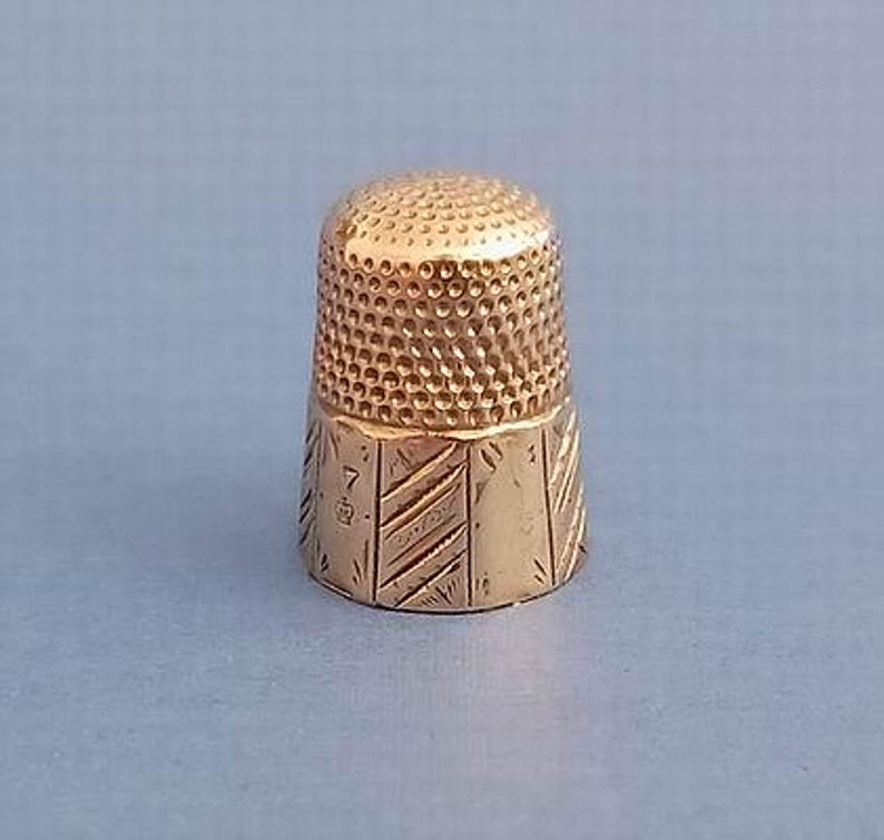 14 Karat Gold Thimble - Etsy