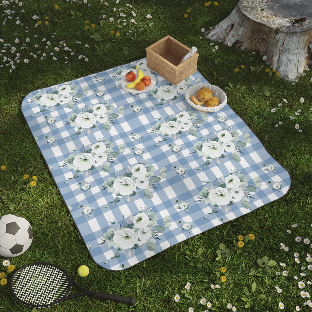 Gingham Floral Picnic Blanket: Water-resistant Polyester Fleece - Etsy
