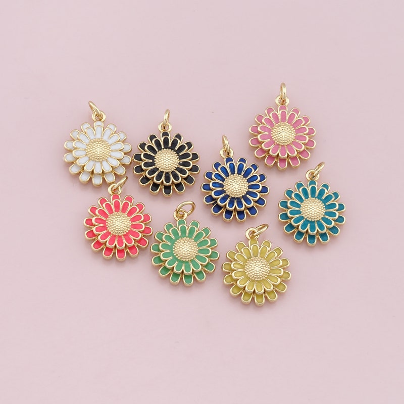 Daisy Charms - Etsy