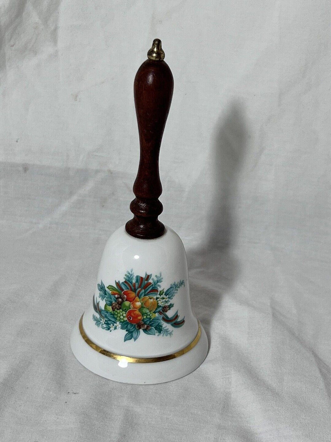 Vintage Avon Porcelain Christmas Bell Vintage 1985 Harvest Gold Trim ...