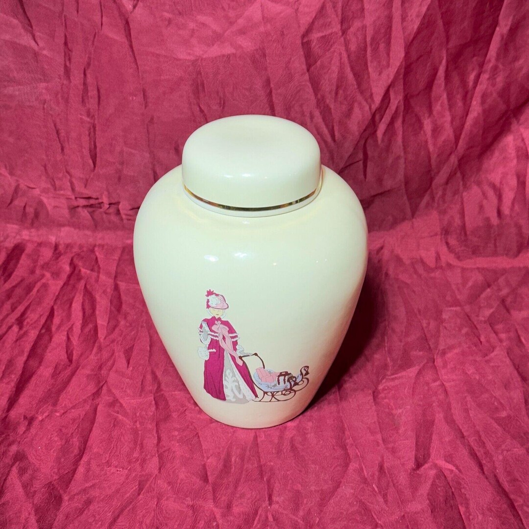 Vintage 9.5" Ginger Jar Ceramic Porcelain Victorian Carriage Kitchen ...