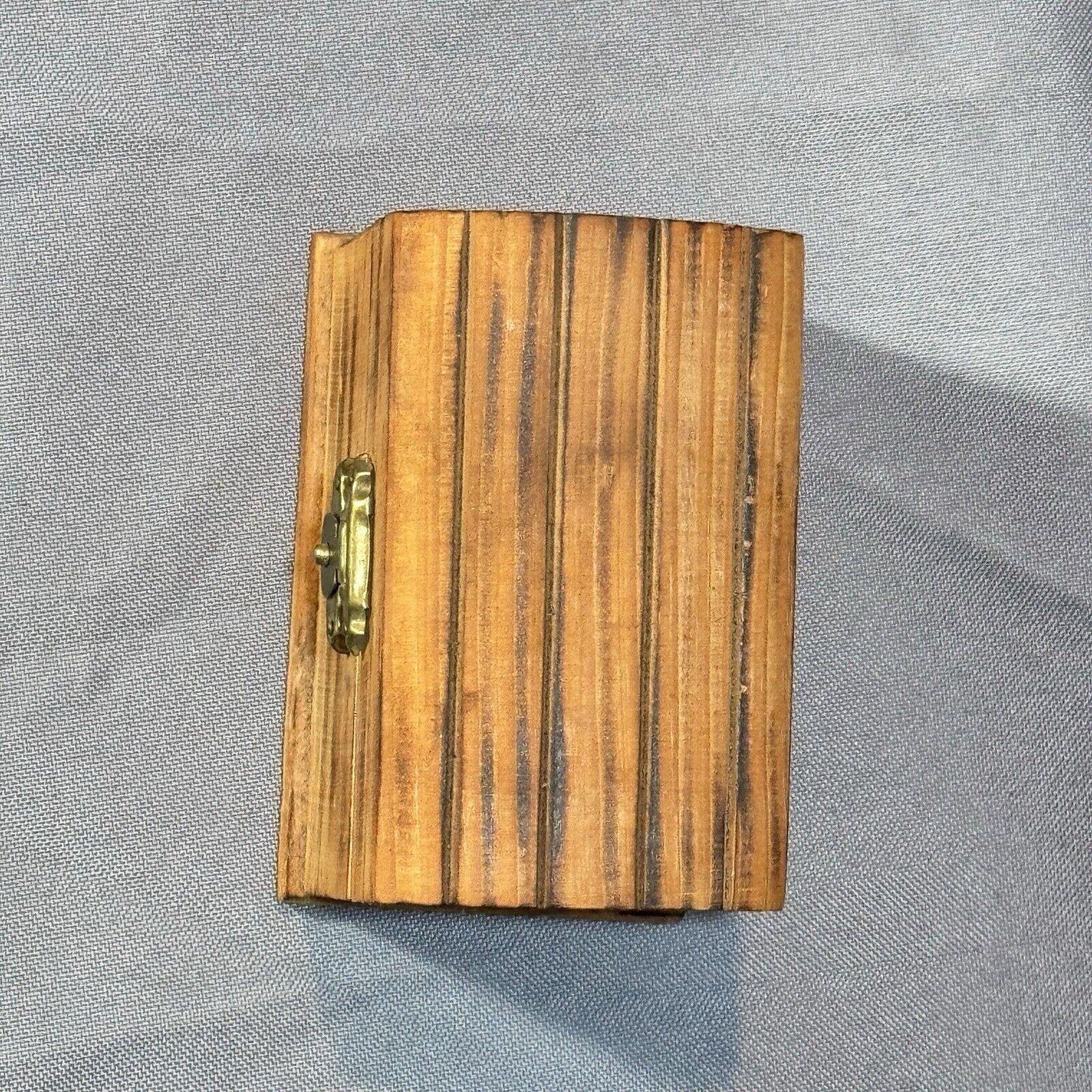 Vintage 4” Wood Latch Lock Box Trunk Treasure Chest Trinkets Jewelry ...